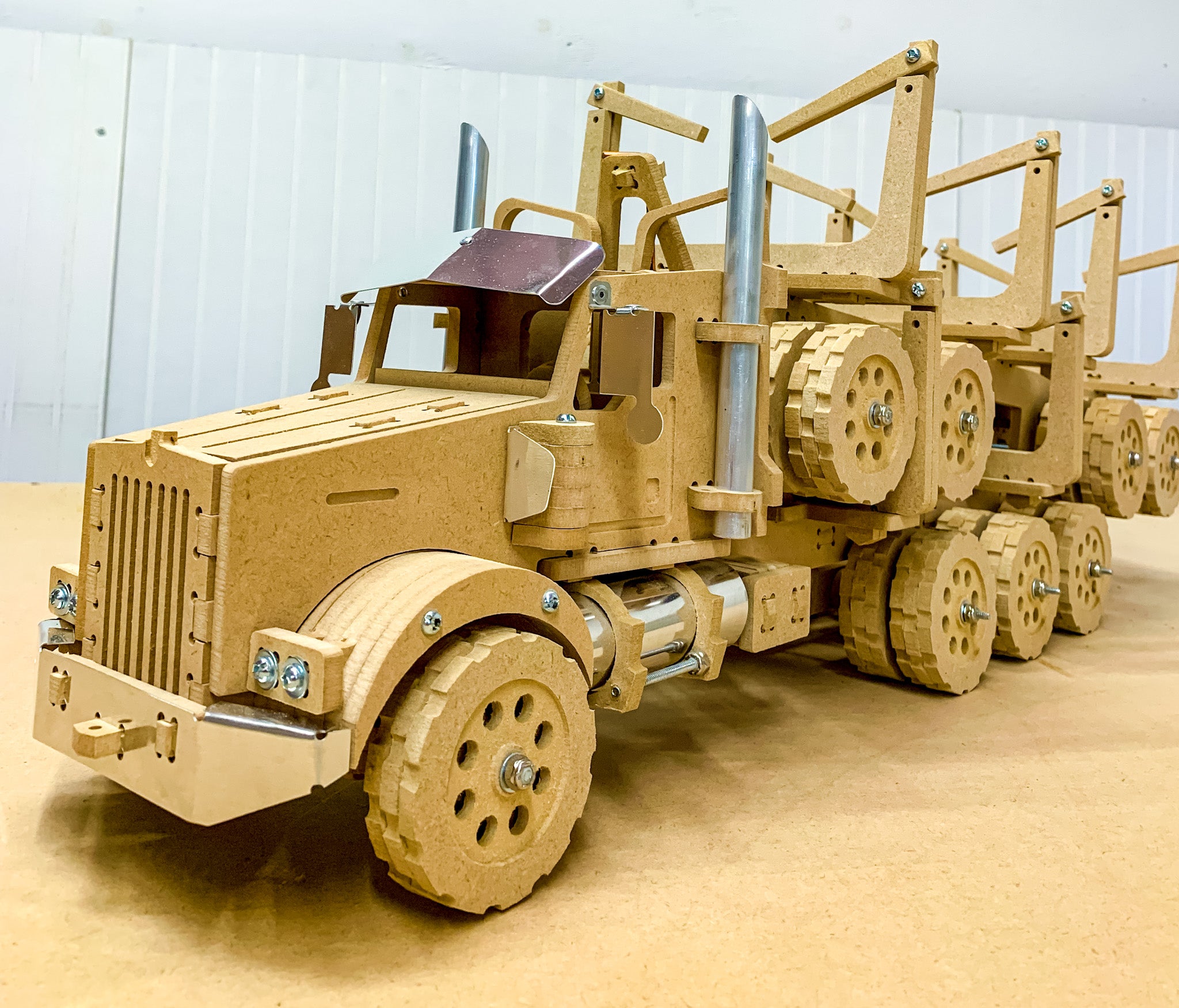 Kenworth T800 Short Logging Truck – Skyline Models