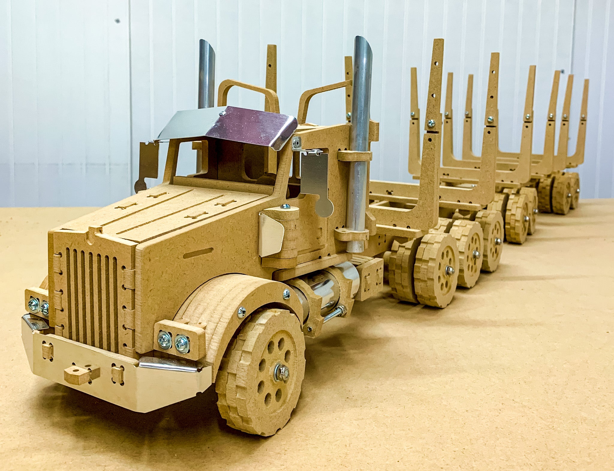 Kenworth T800 Short Logging Truck – Skyline Models
