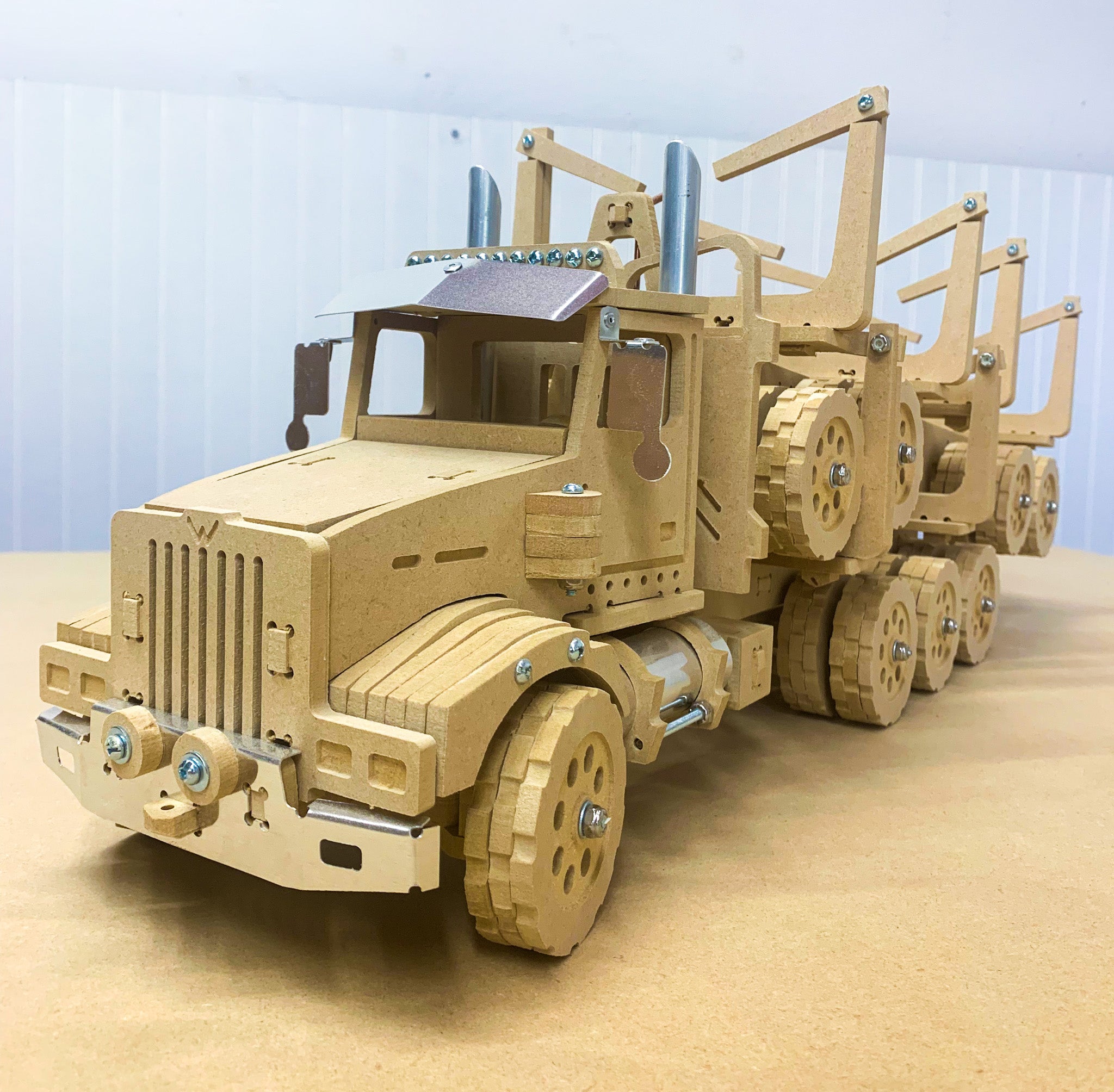 Western Star 4900 SB Short Logging Truck – Skyline Models