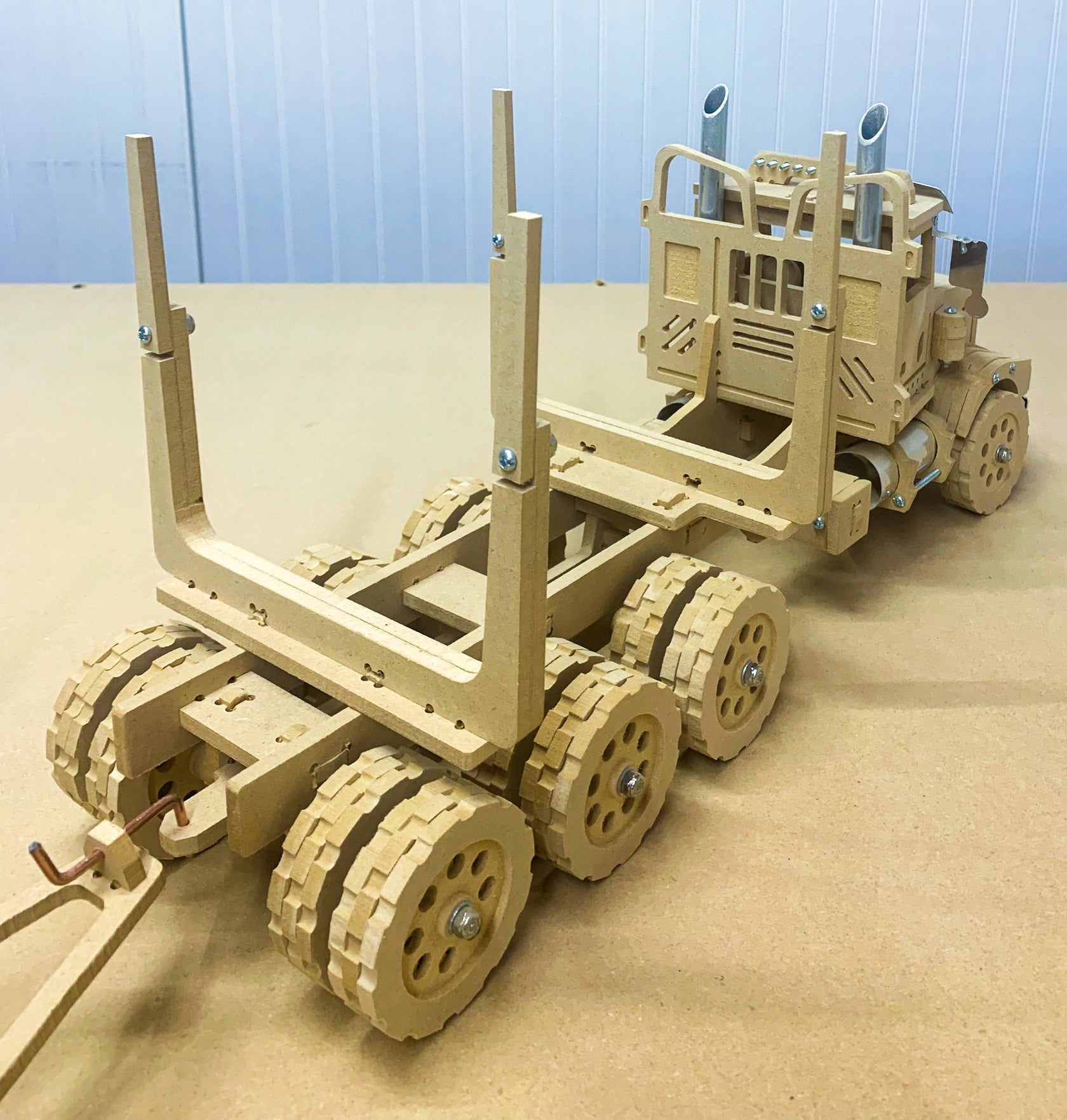 Western Star 4900 SB Short Logging Truck – Skyline Models